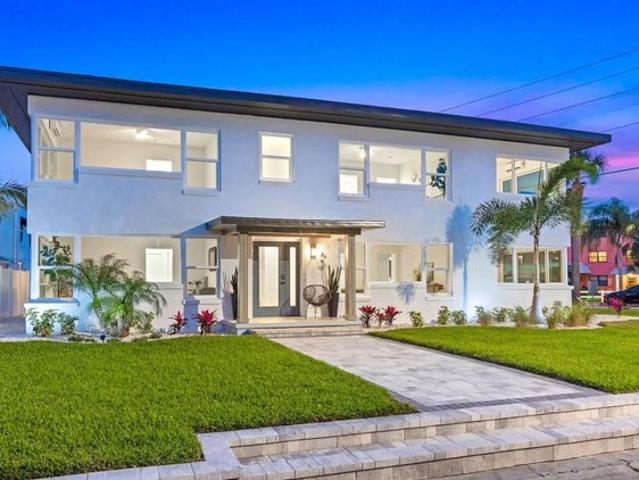 650 70th Ave, Saint Pete Beach, FL 33706