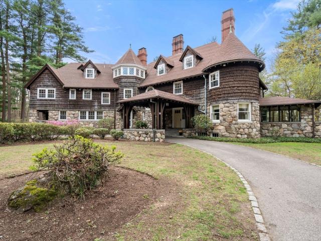 650 Canton Ave, Milton, MA 02186 | MLS #73506