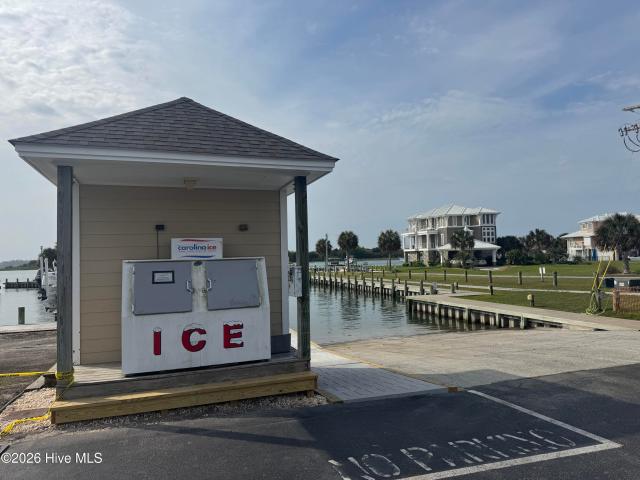 650 Cedar Point Boulevard # F1