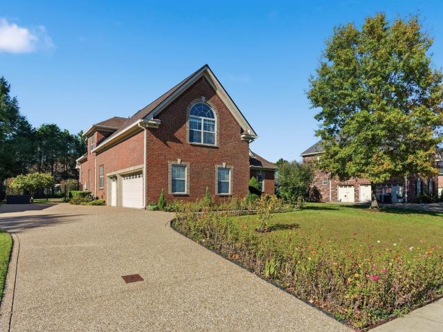 650 Bonita Pkwy S