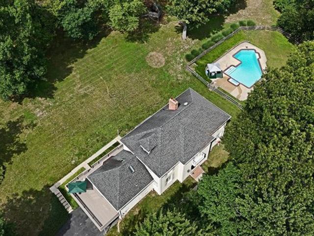 650 Gabriel Ct, Pottstown, PA 19464