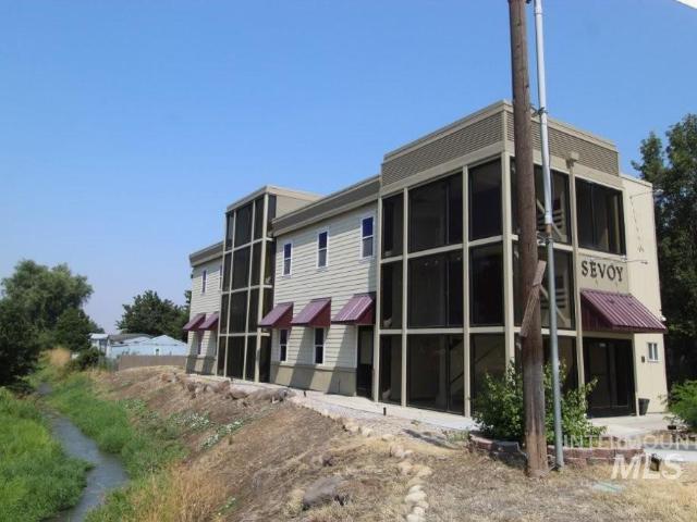 650 E Fairview Ave