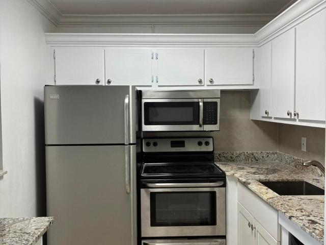 650 Horizons Ave E, Unit 107, Boynton Beach, FL 33435 | MLS #R11150