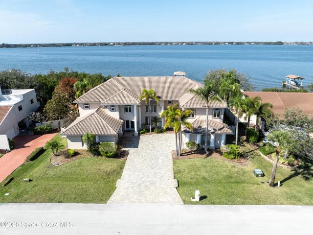 650 Loggerhead Island Dr, Satellite Beach, FL 32937 | MLS #1070 | Compass