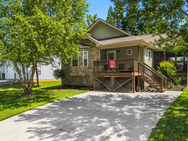 650 Lloyd Huskey Rd