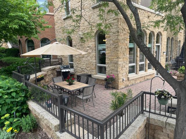 650 Main Street N # B01