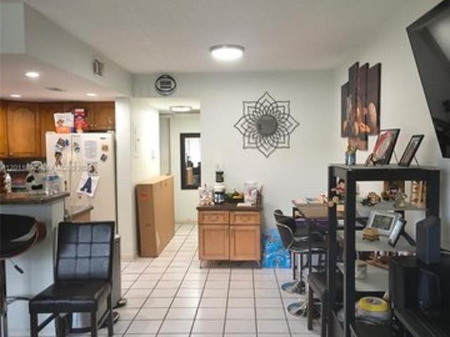 650 NW 86th Pl Unit 3 101, Miami, FL 33126