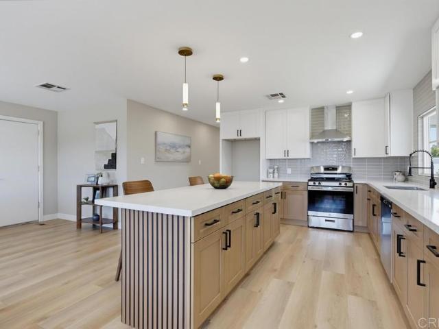 650 S Rancho Santa Fe Rd. 52