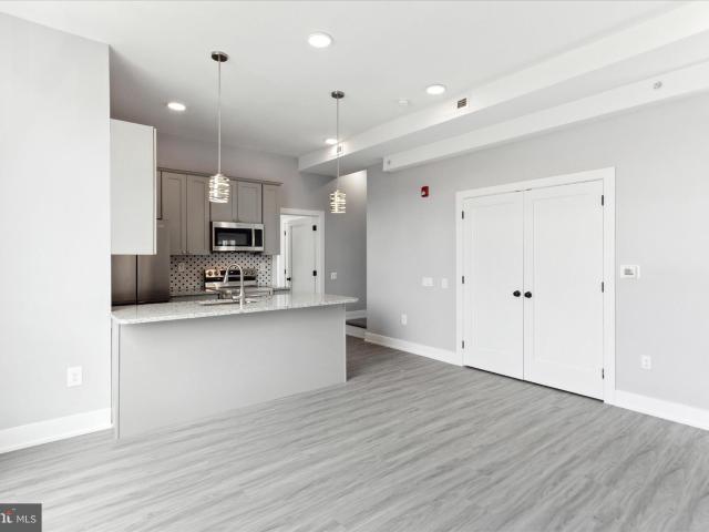 650 South St, Unit 3, Philadelphia, PA 19147 | MLS #PAPH2567 | Compass