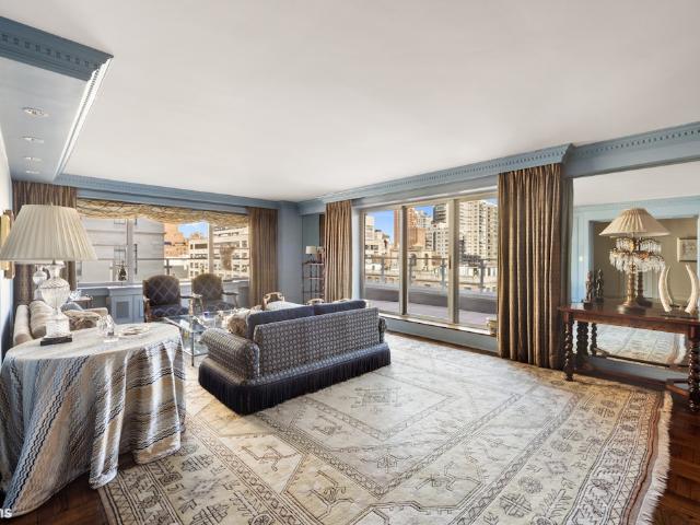 650 Park Avenue, Unit 17B | Compass
