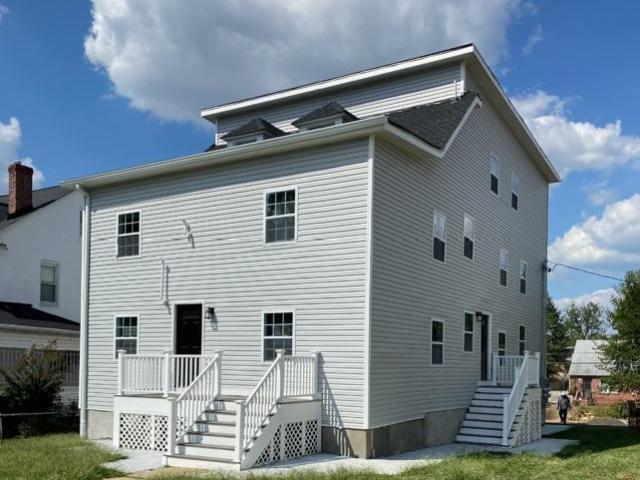 $650 Room for Rent Shared Bath 4108 Groveland A
