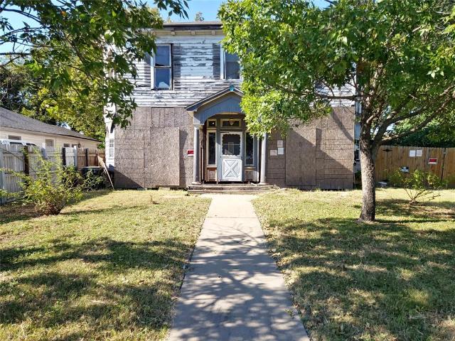 650 W 6th Ave, Corsicana, TX 75110 | MLS #21089