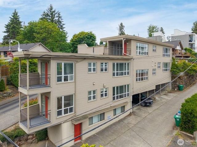 650 W Bertona St, Seattle, WA 98119