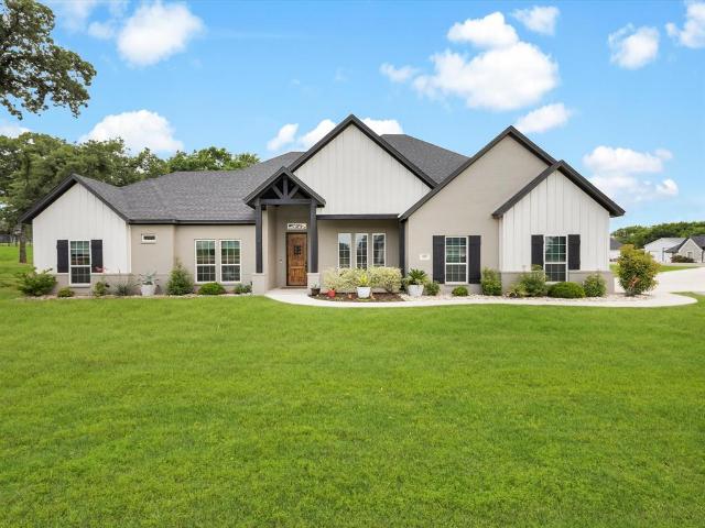 650 Winkler Way, Springtown, TX 76082 | MLS #21151 | Compass