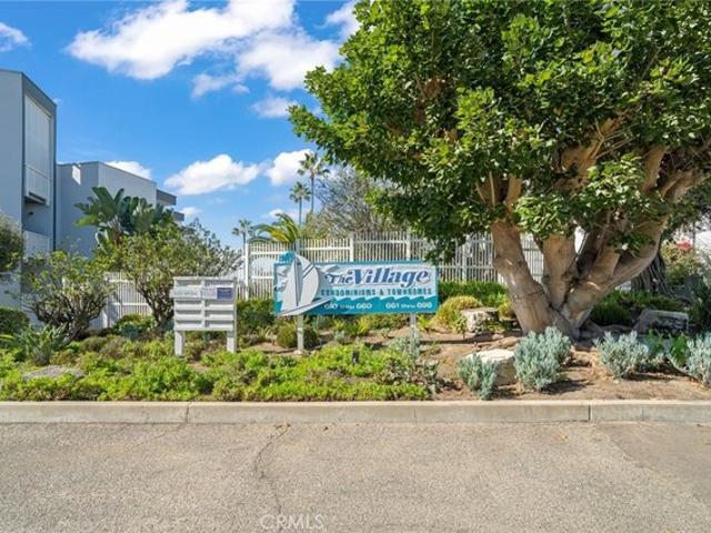 650 The Village Unit 106, Redondo Beach, CA 90277