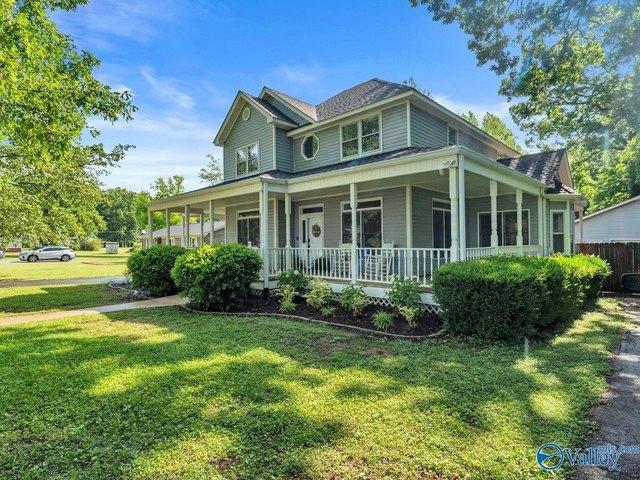 6514 Moores Mill Rd NE, Huntsville, AL 35811