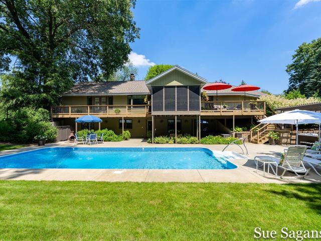 6514 Creekwood Drive