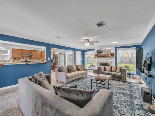 6514 Vialinda Drive