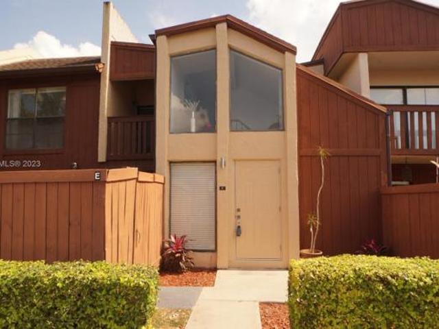 6514 114th Pl SW #F78, Miami, FL 33173