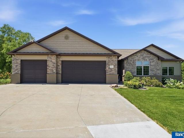 6515 Artisan Way, Lincoln, NE 68516