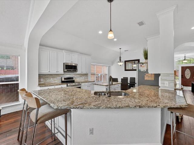 6515 Creek Crossing Lane