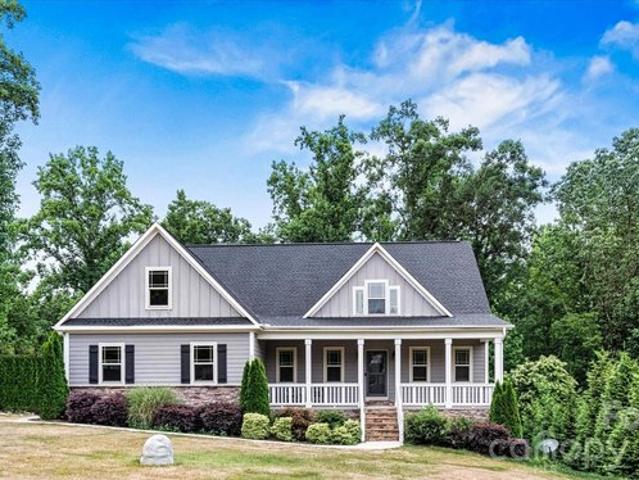 6515 Havencrest Dr, Denver, NC 28037