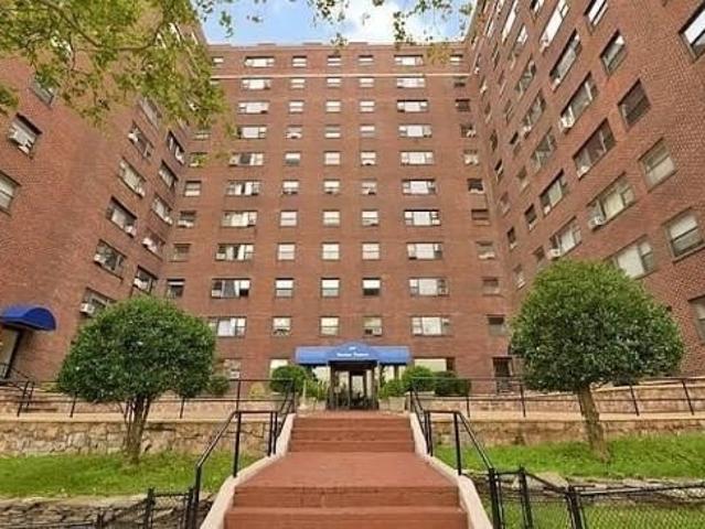 6515 Kennedy Blvd E Apt 2E, West New York, NJ 07093