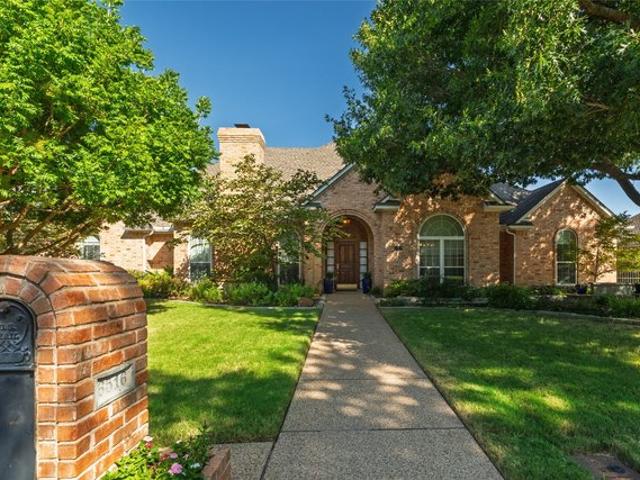 6516 Meadow Haven Dr, Fort Worth, TX 76132