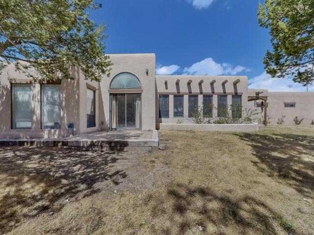 6516 Horseshoe Dr, Cochiti Lake, NM 87083
