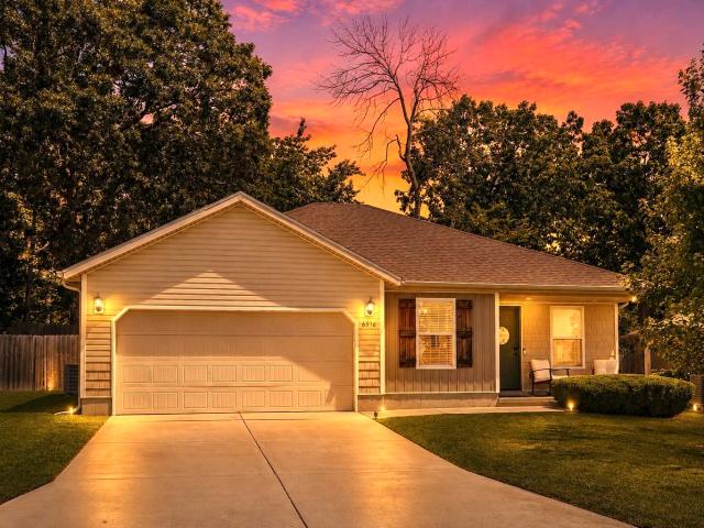 6516 Prairie Circle