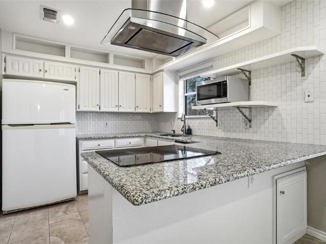 6516 Storm Drive