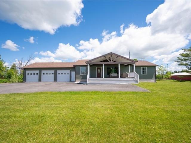 6517 Lowell Rd, Westmoreland, NY 13440