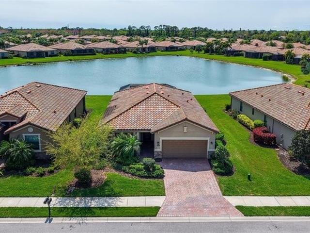 6517 Willowshire Way, Bradenton, FL 34212