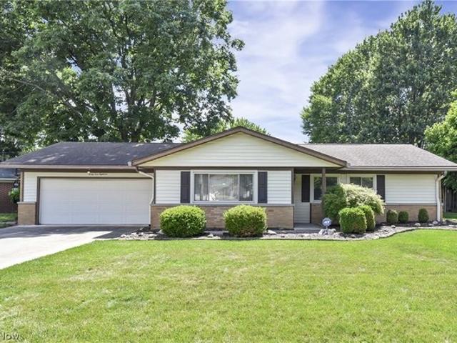 6518 Maplehurst Rd, North Olmsted, OH 44070