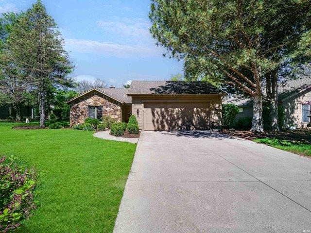 6518 E Canal Pointe Ln, Fort Wayne, IN 46804