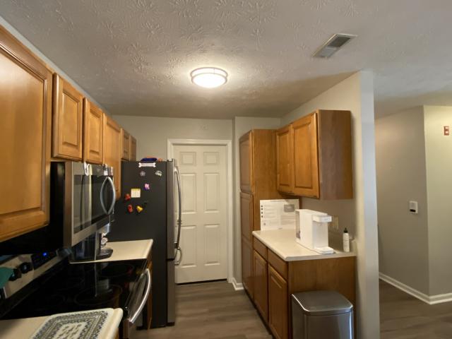 6519 Jade Stream Court