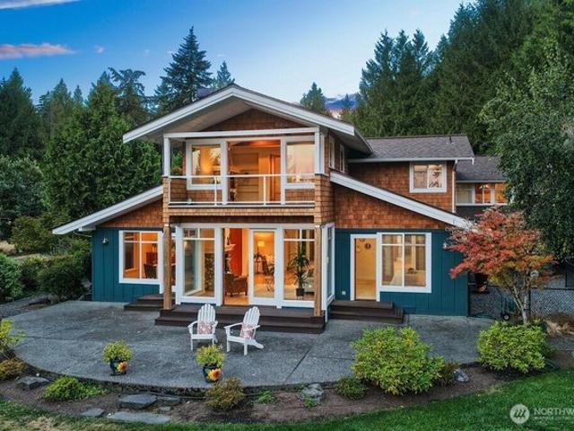 6510 NE Sundance Ln, Bainbridge Island, WA 98110