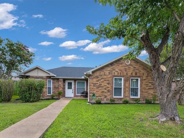 6510 Gardenia Dr, Rowlett, TX 75089