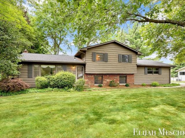 6510 Twilight Ave, Kalamazoo, MI 49048
