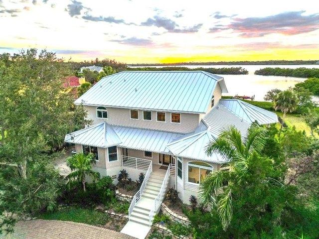 6511 Bayshore Rd, Palmetto, FL 34221