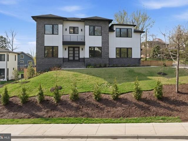 6511 Ivy Hill Dr, McLean, VA 22101