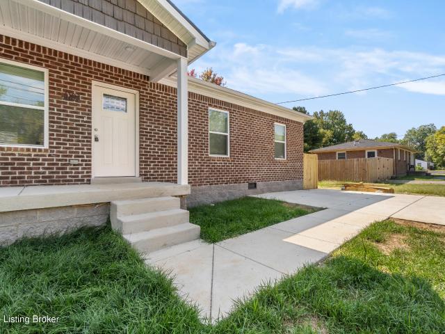 6511 Kenmore Ave