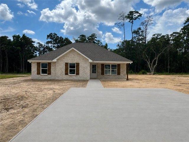 65123 Jerry St, Pearl River, LA 70452