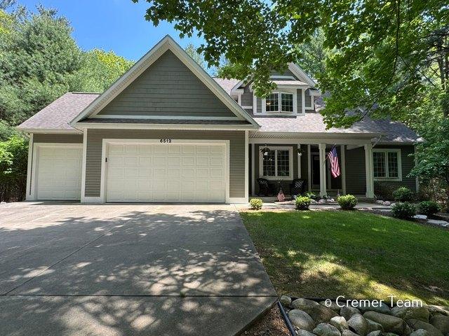 6512 Boulder Dr, Norton Shores, MI 49444