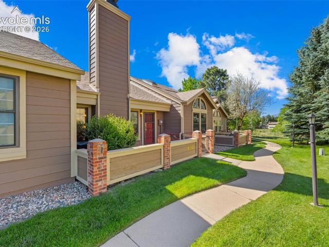 6512 Foxdale Circle