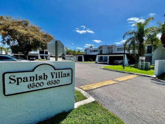 6512 Kendale Lakes Dr #902, Miami, FL 33183