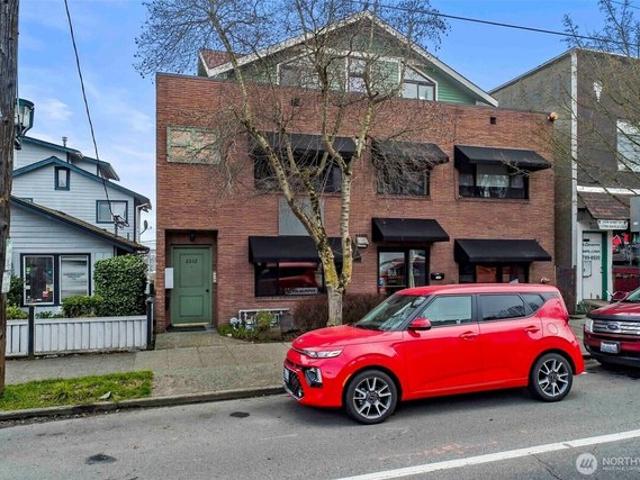 6512 Phinney Ave N, Seattle, WA 98103