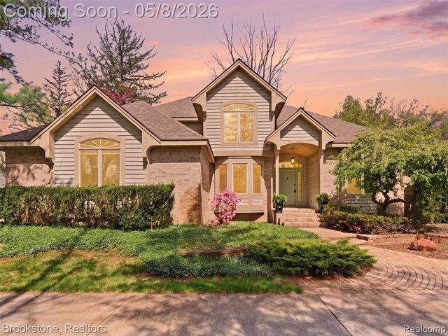6512 White Lake Rd, Clarkston, MI 48346