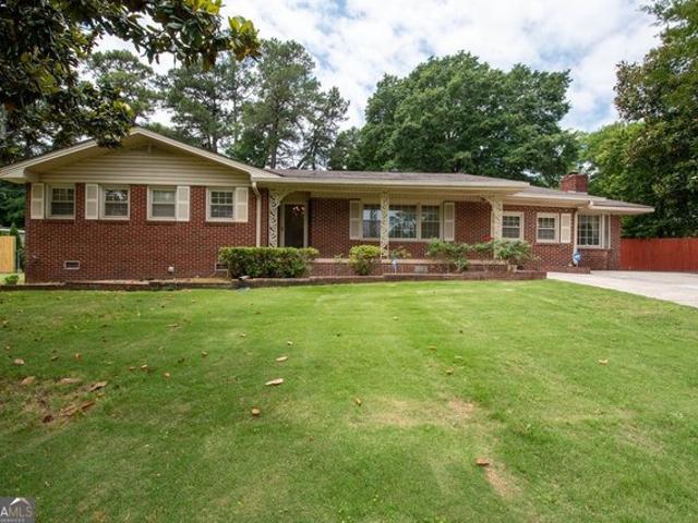 6513 Dunmoor Dr, Jonesboro, GA 30236