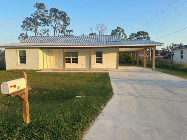 651 Chamber St NW, Port Charlotte, FL 33948